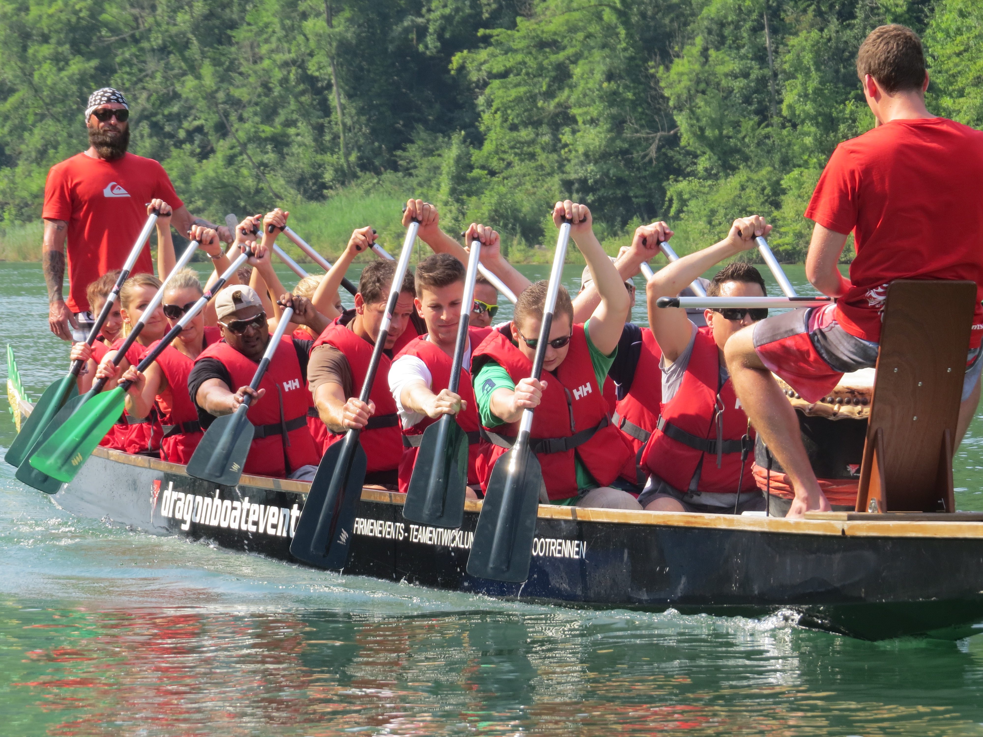 Drachenboot-Rennen | Riverside